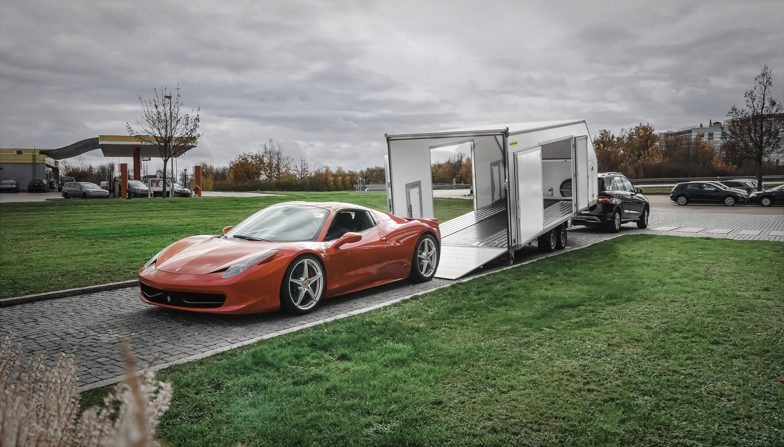 Humbaur Autotransporter MTKB 35 57 24-22 - Anhängercenter-Stedele